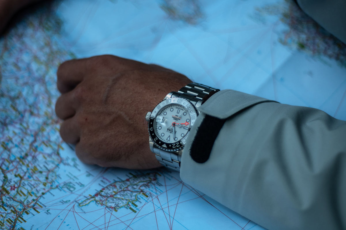 What is a GMT Watch and How does it Work? – Davosa USA